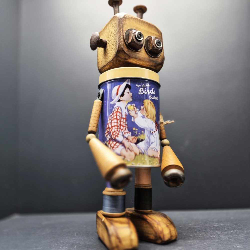Cassandra Custard Large Tin Bot - Just Dandy