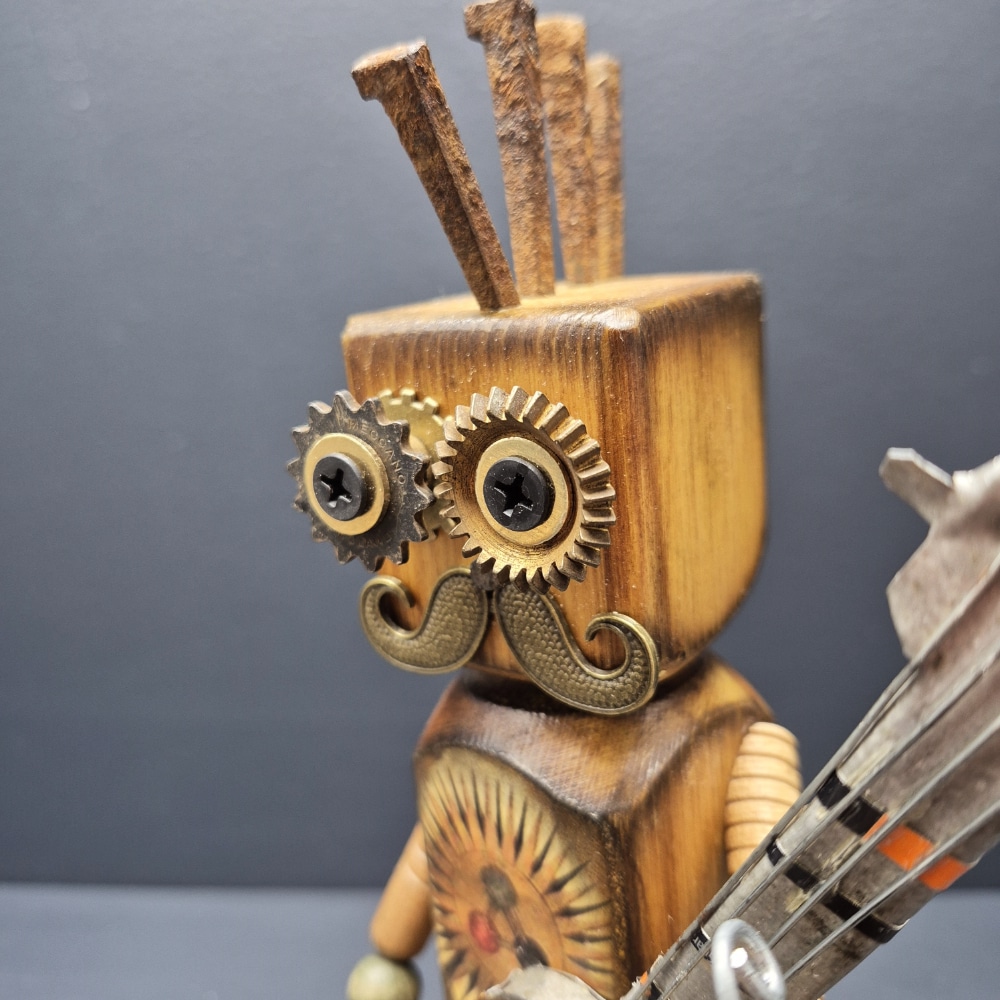 Steamy Stu Guitar Robot Medium - Just Dandy