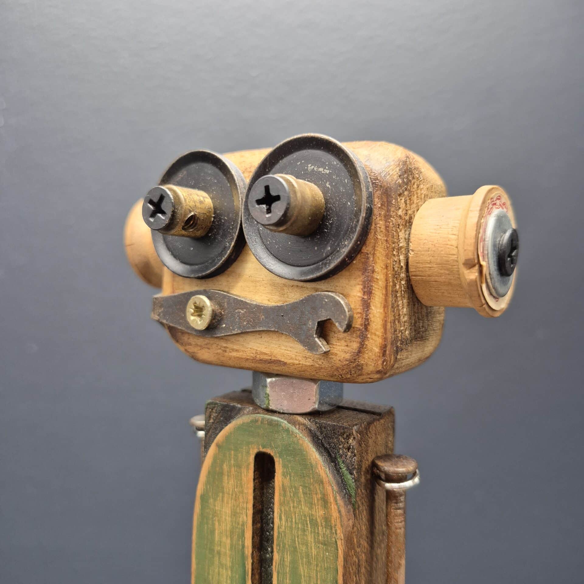 Oscar The Block Bot - Just Dandy