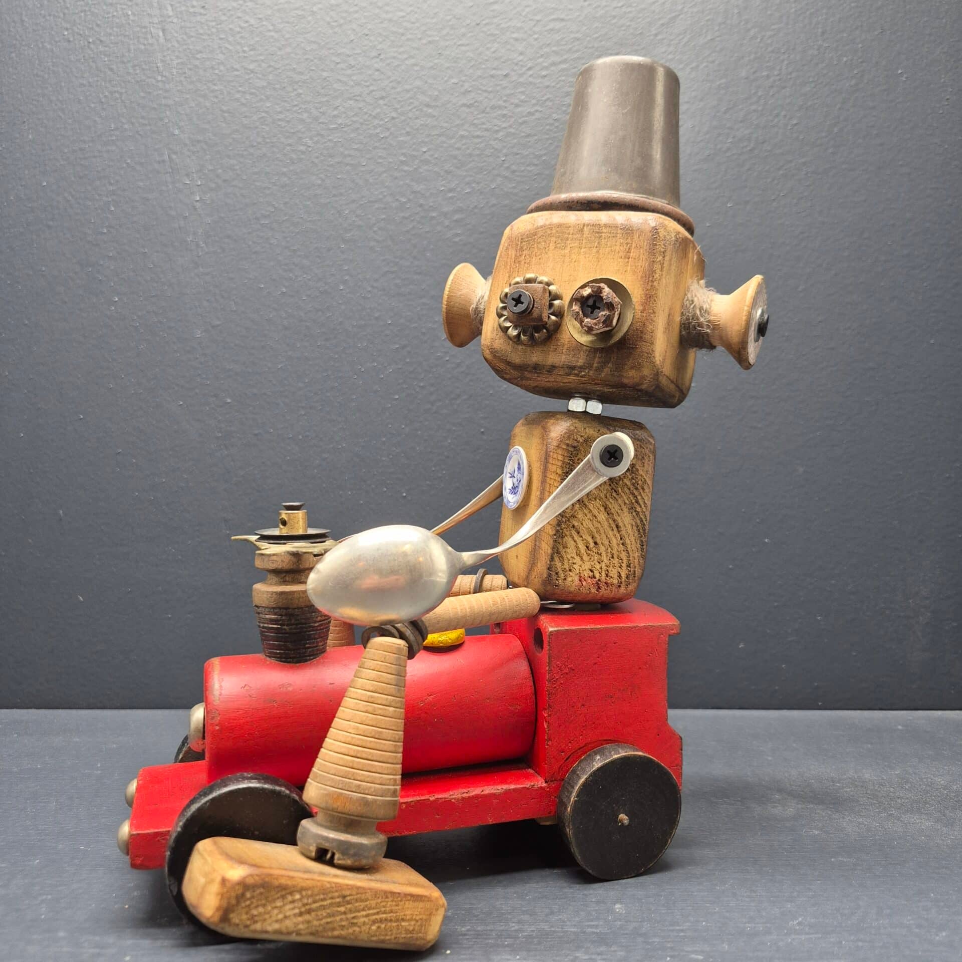 All Aboard Train Bot - Just Dandy